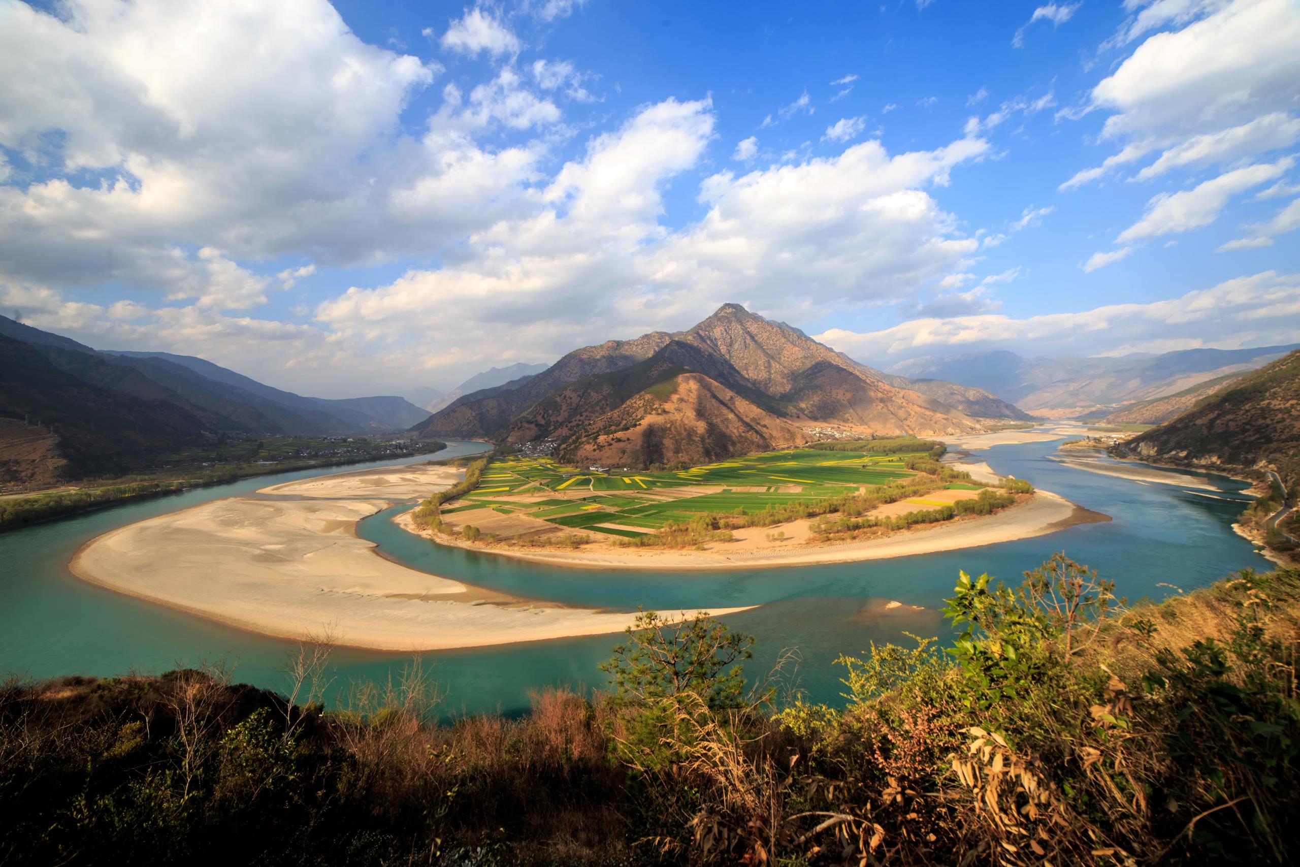 The Beautiful Road In Nujiang Colorful Yunnan